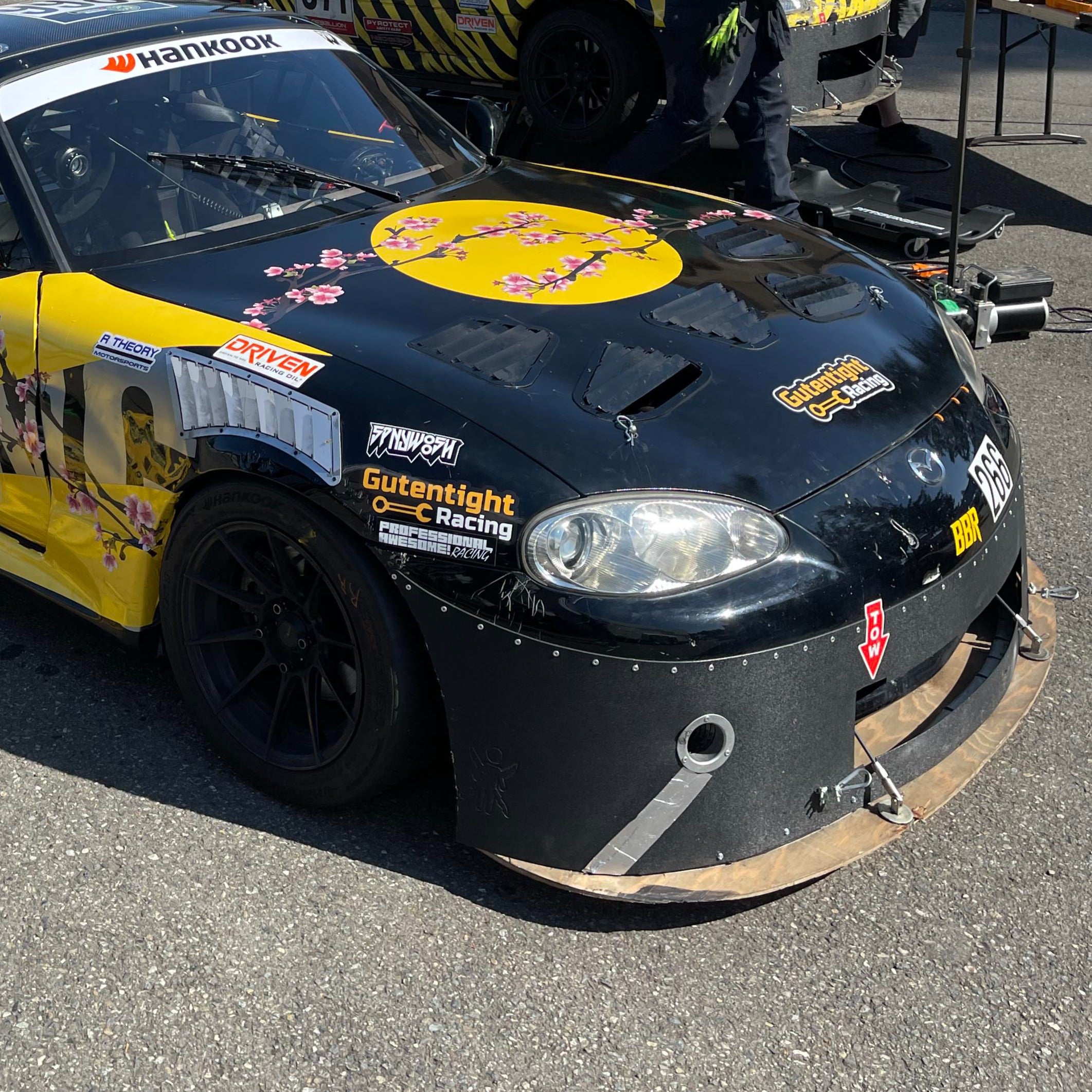 Miata Front Splitter Mounting Kit - Quick Release – Gutentight Racing